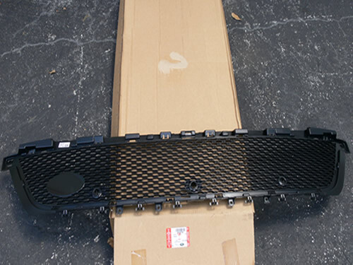 GENUINE LAND ROVER FRONT BUMPER GRILLE RANGE ROVER VELAR LR106788 NEW ...