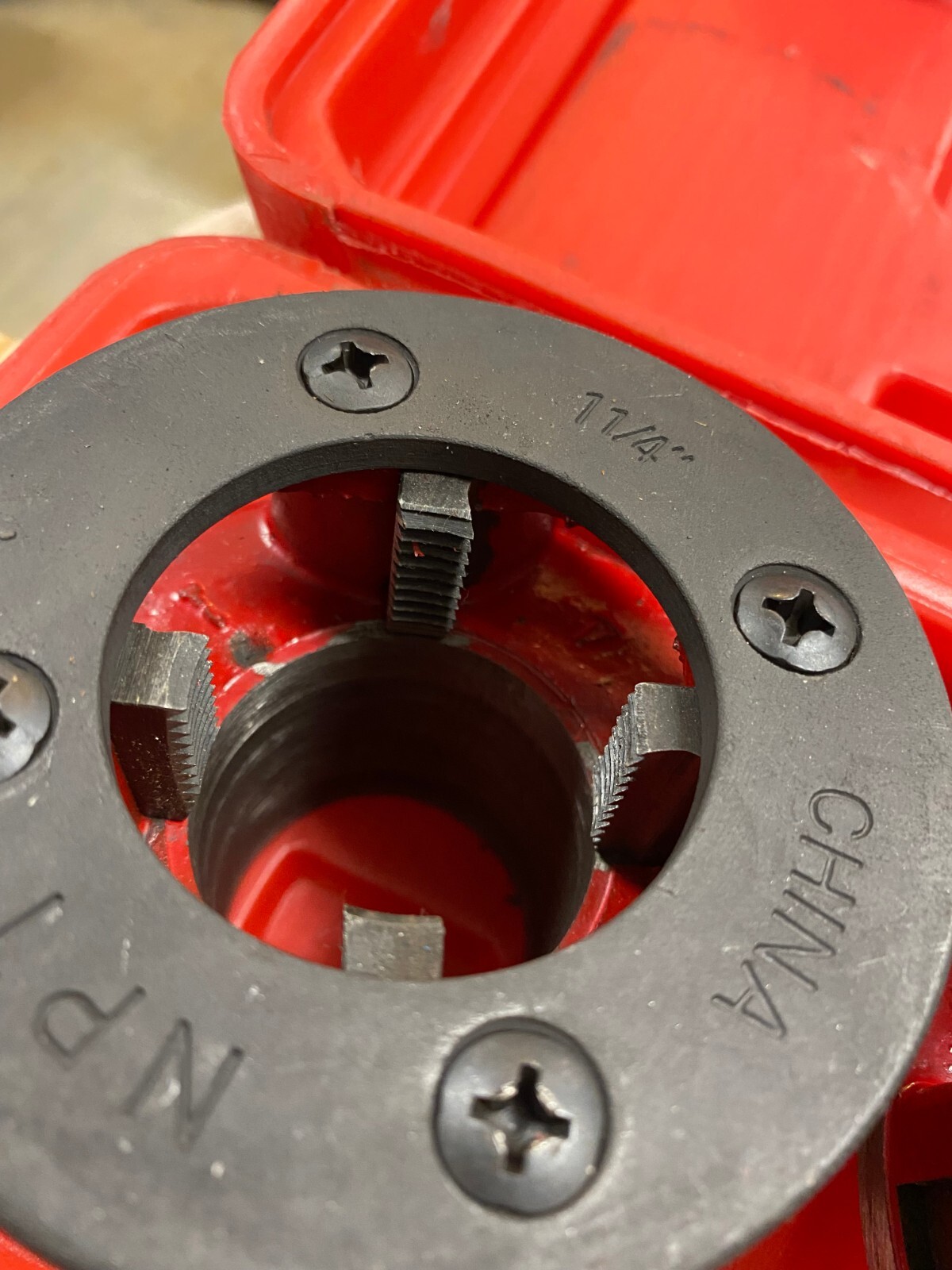 Central Forge 3/8" to 2" NPT Ratcheting Pipe Threader | eBay