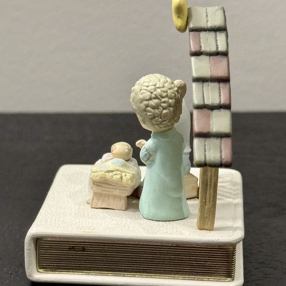 Precious Moments Miniature Nativity Set Bible “O Come Let Us Adore Him ...