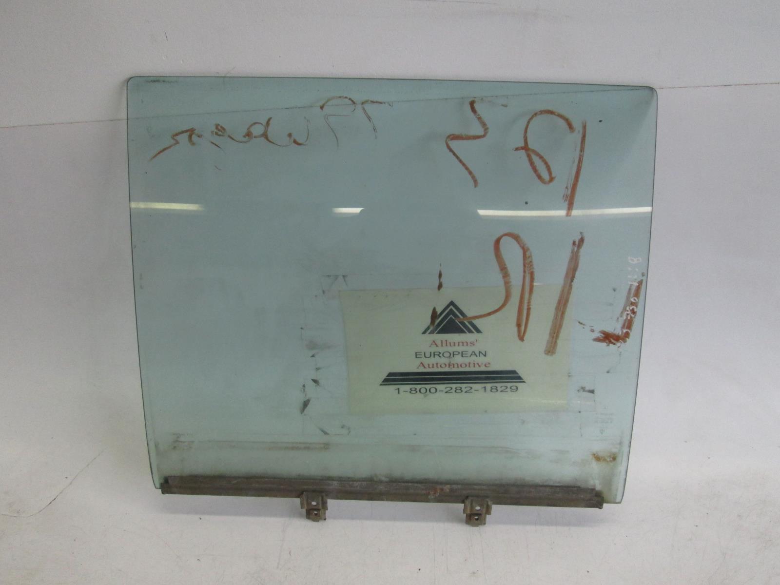 Mercedes W123 300TD wagon left rear door glass window | eBay