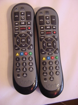 (2) COMCAST INFINITY REMOTE CONTROLS | eBay