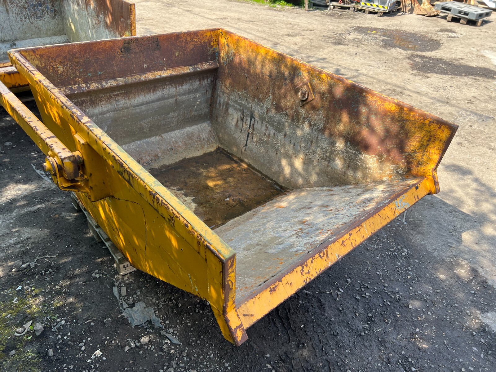 Choice Conquip Concrete Skips £700+vat Lifting Attachment Crane Digger ...