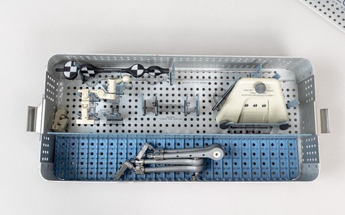 Medtronic Mazor X Stealth Robotic Guidance System - Available at Simon ...
