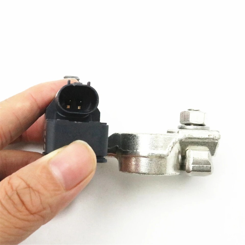 Voltage Battery Terminal Current Sensor For Toyota Highlander RAV4 ...