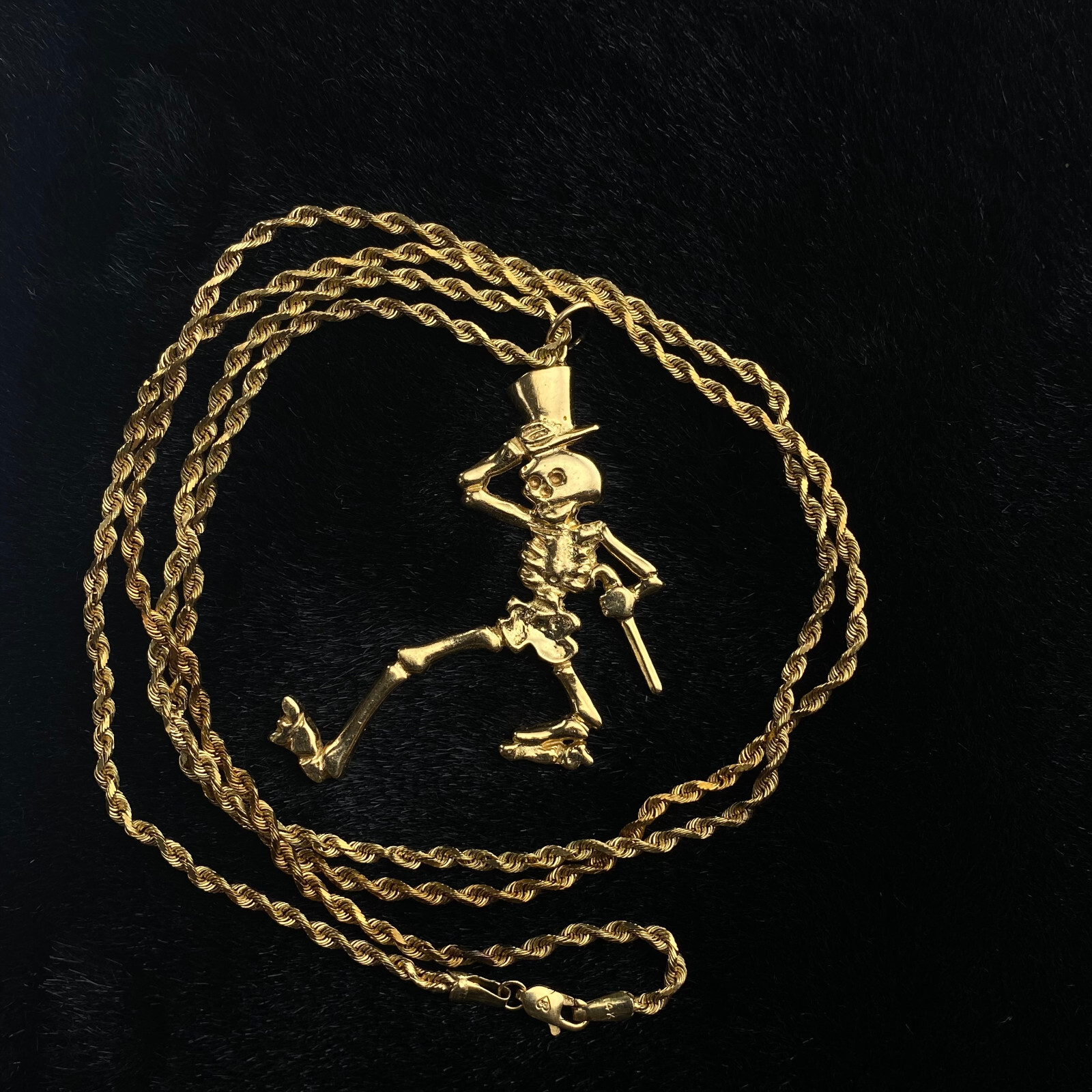 Grateful Dead Dancing Skeleton 14k Gold Pendant & Cha… - Gem