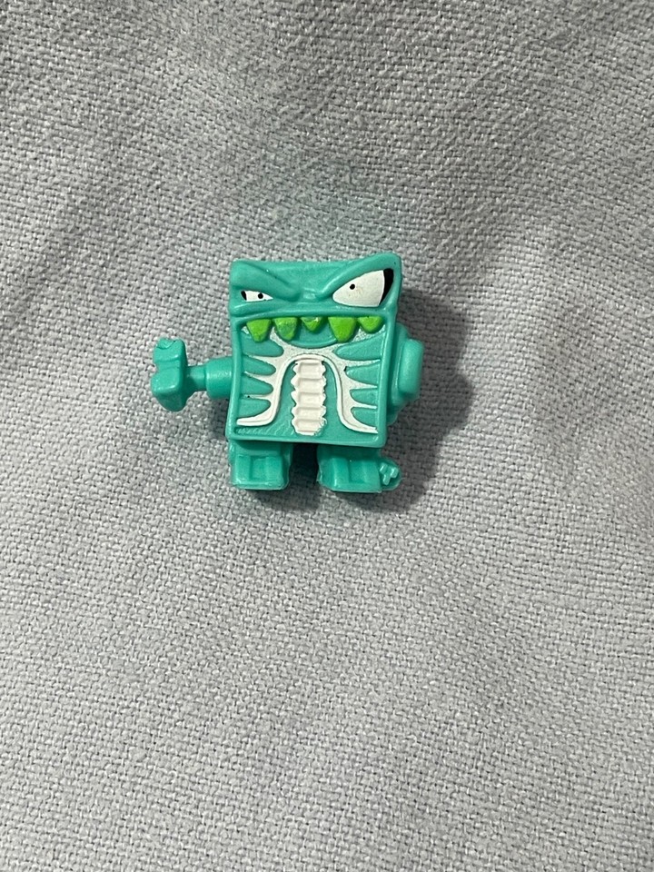 NEW Mr. Beast Lab Swarms & Atomic Series Beasts Figures Moose Toys ...