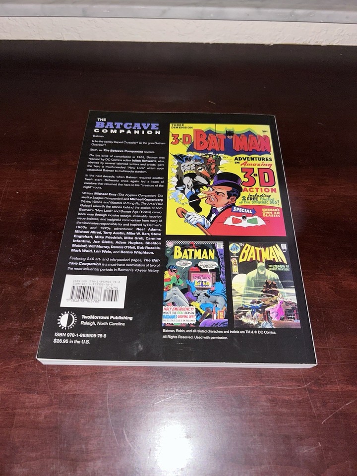 The Batcave Companion Michael Kronenberg & Michael Eury 2009 PB 1st ...