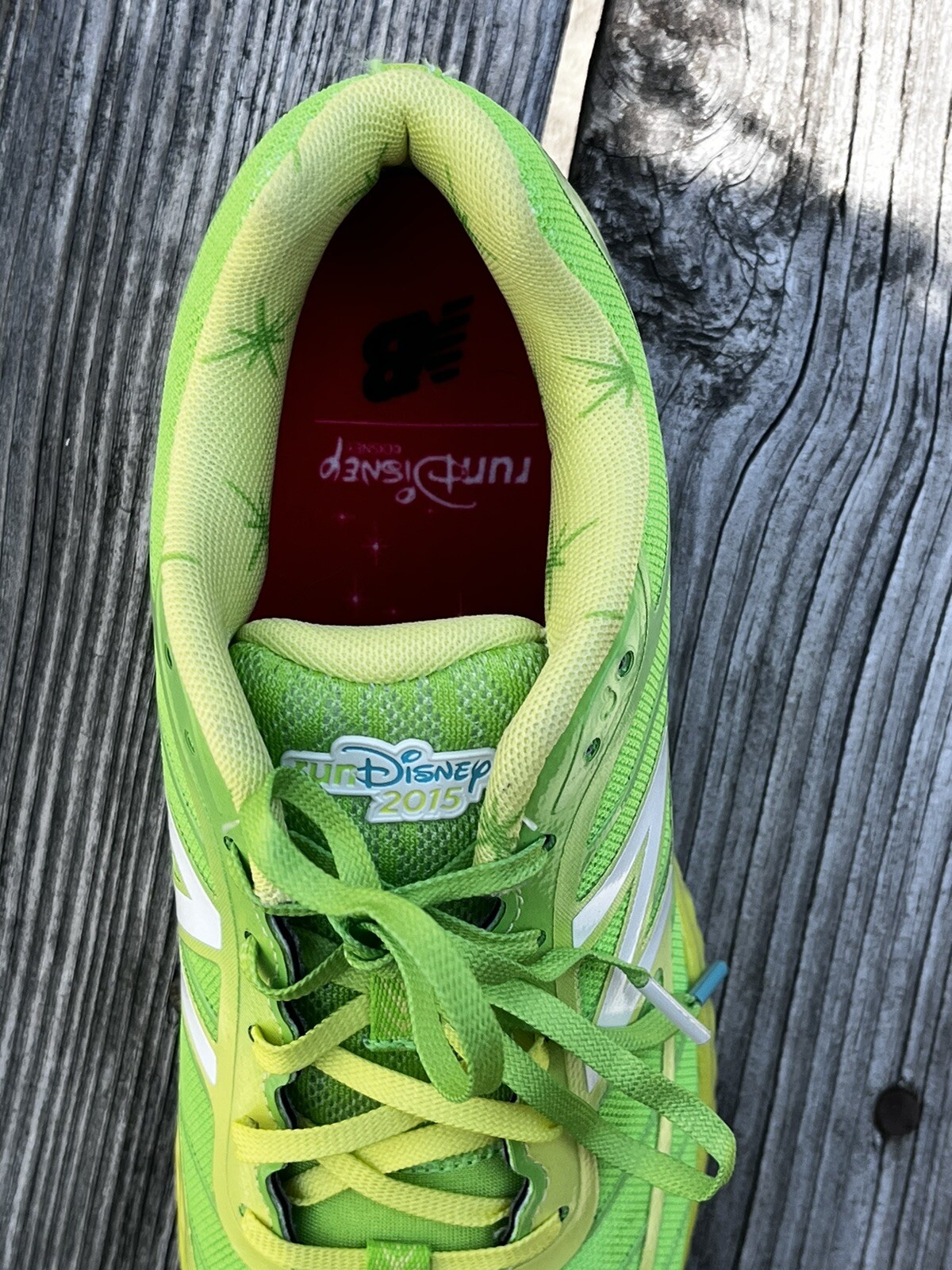 Run Disney New Balance Tinkerbell Glow in the Dark Sn… - Gem