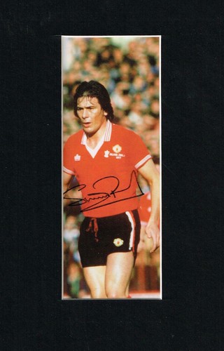 STUART PEARSON MANCHESTER UNITED SIGNED MATTED MAGAZINE CUTTING | eBay