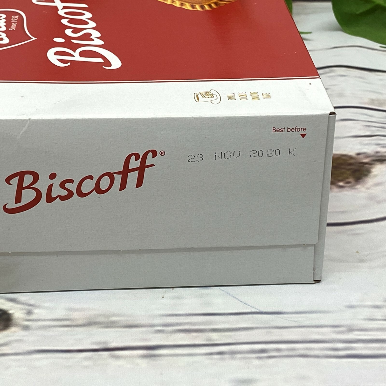 Lotus Biscoff European Biscuit Cookies Box w/ 4 Packs - 128 Cookies ...