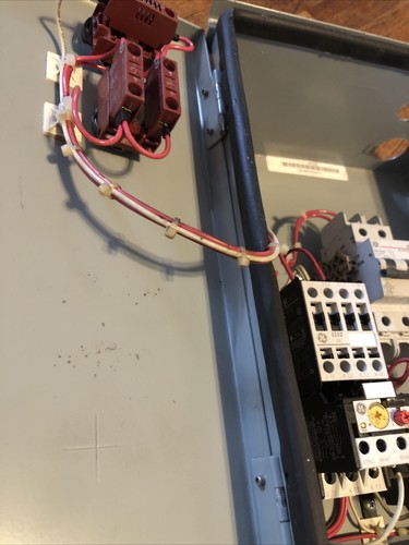 3 Phase Motor Starter 480v 2.7a GE C-2000 Control Enclosure Nema 3r HOA ...