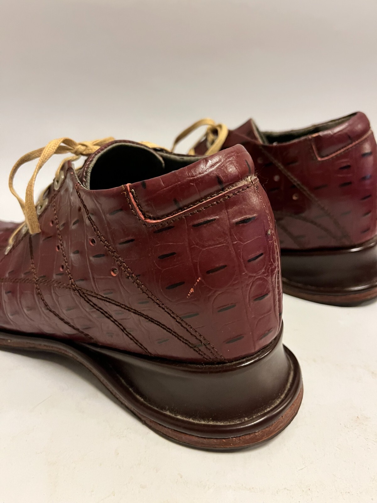 TONY MAS Mens Winklepicker Shoes Maroon Crocodile Texture Wedge Heel ...