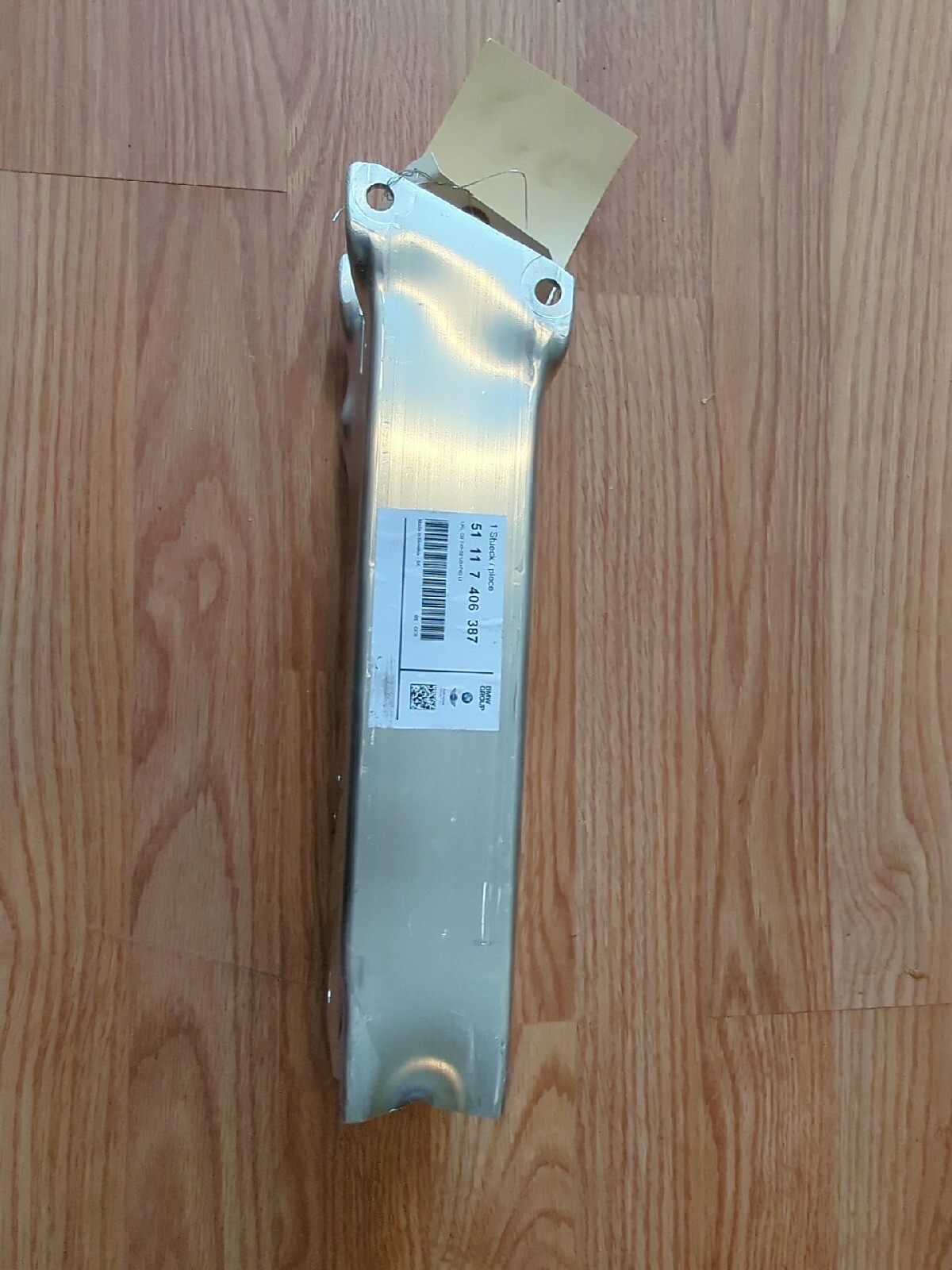 51117406387 New Bumper Face Bar Bracket Retainer Mounting Brace Driver ...