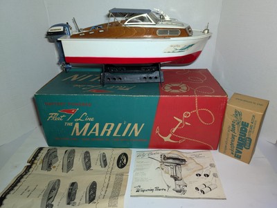 1958 FLEET LINE MARLIN SPEED BOAT W/ EVINRUDE MOTOR BATTERY OPERATED ...