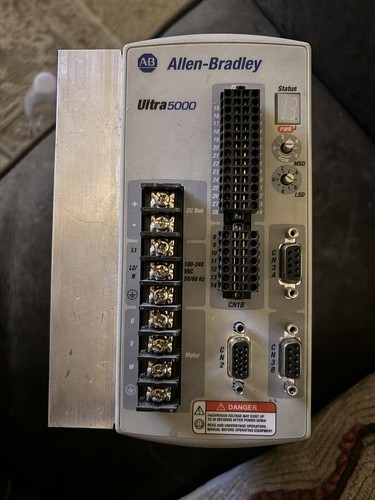 ALLEN BRADLEY 2098-IPD-020 / A ULTRA 5000 SINGLE AXIS SERVO DRIVE ...