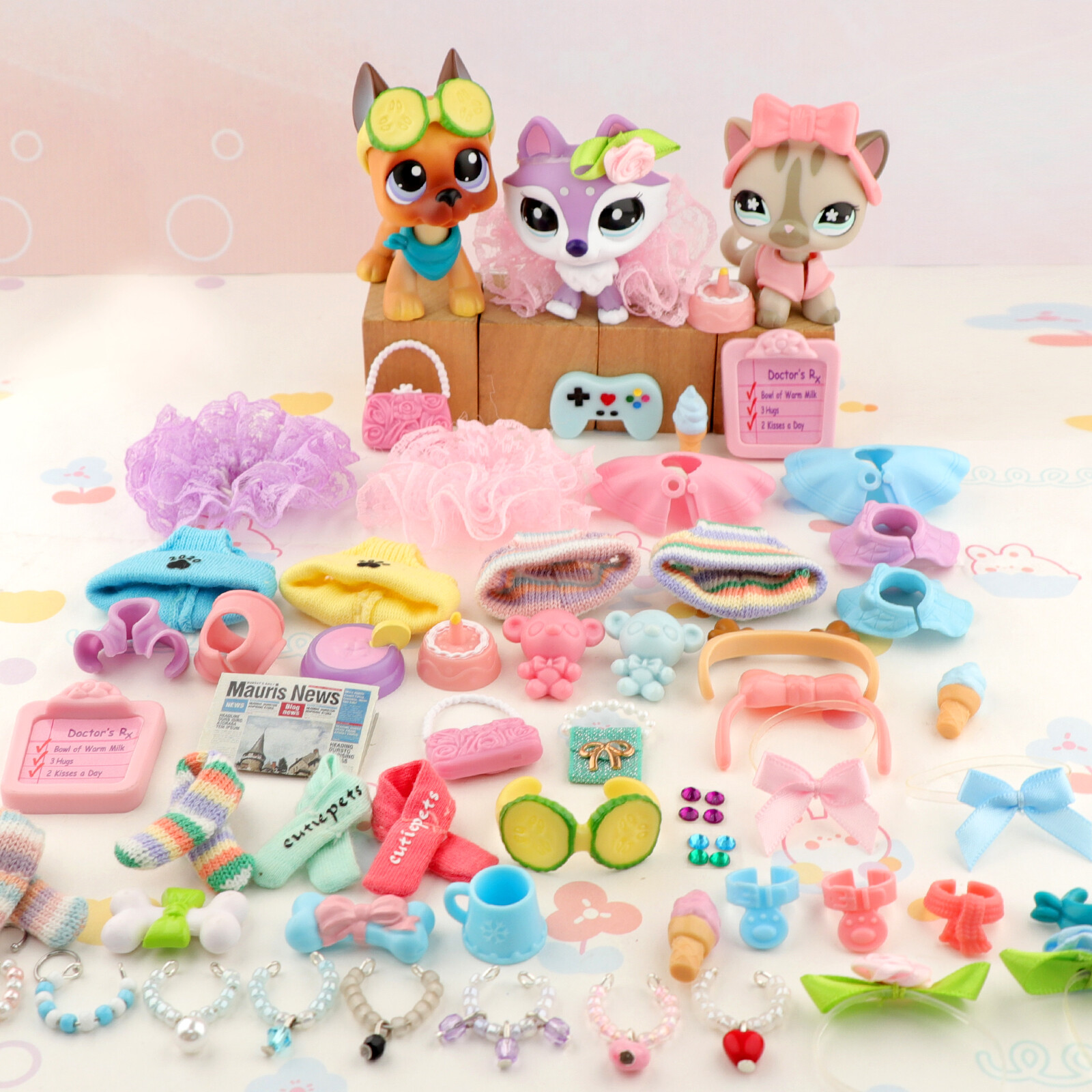 Mini Accessories Lot Random 15PCS Beanie Hat Scarf Bandans Bow Skirt ...