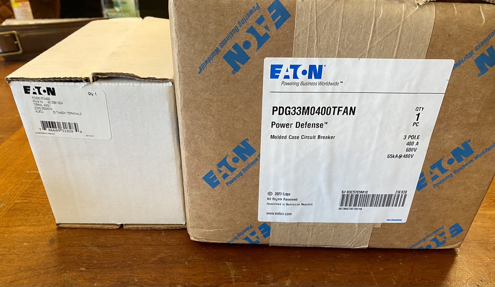 EATON Circuit Breaker PDG33M0400TFAN & PDG3X3TA400 Terminals ...