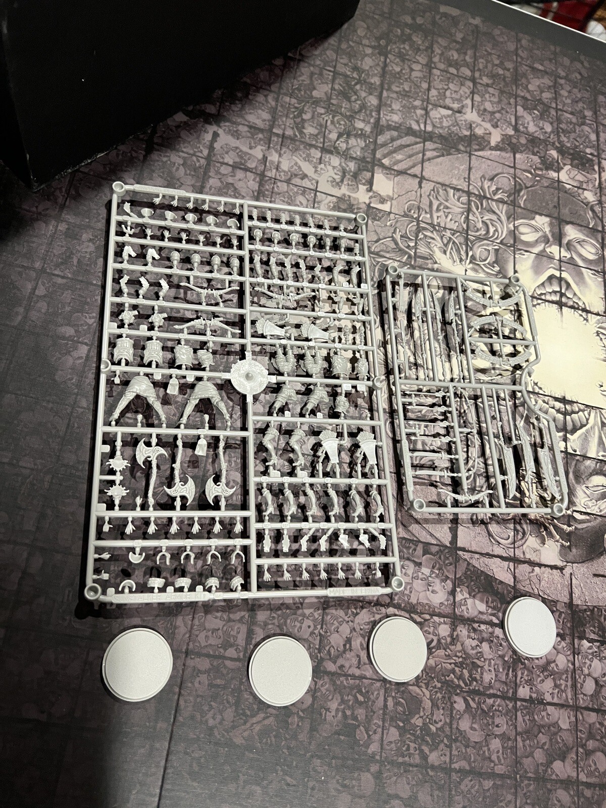 Kingdom Death Monster KDM Sunstalker Armor Kit Unassembled Sprues ...