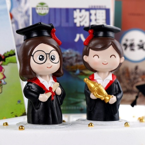 7cm Graduate Cake Adornment Resin Mini Doctor Figurine Party Decoration ...