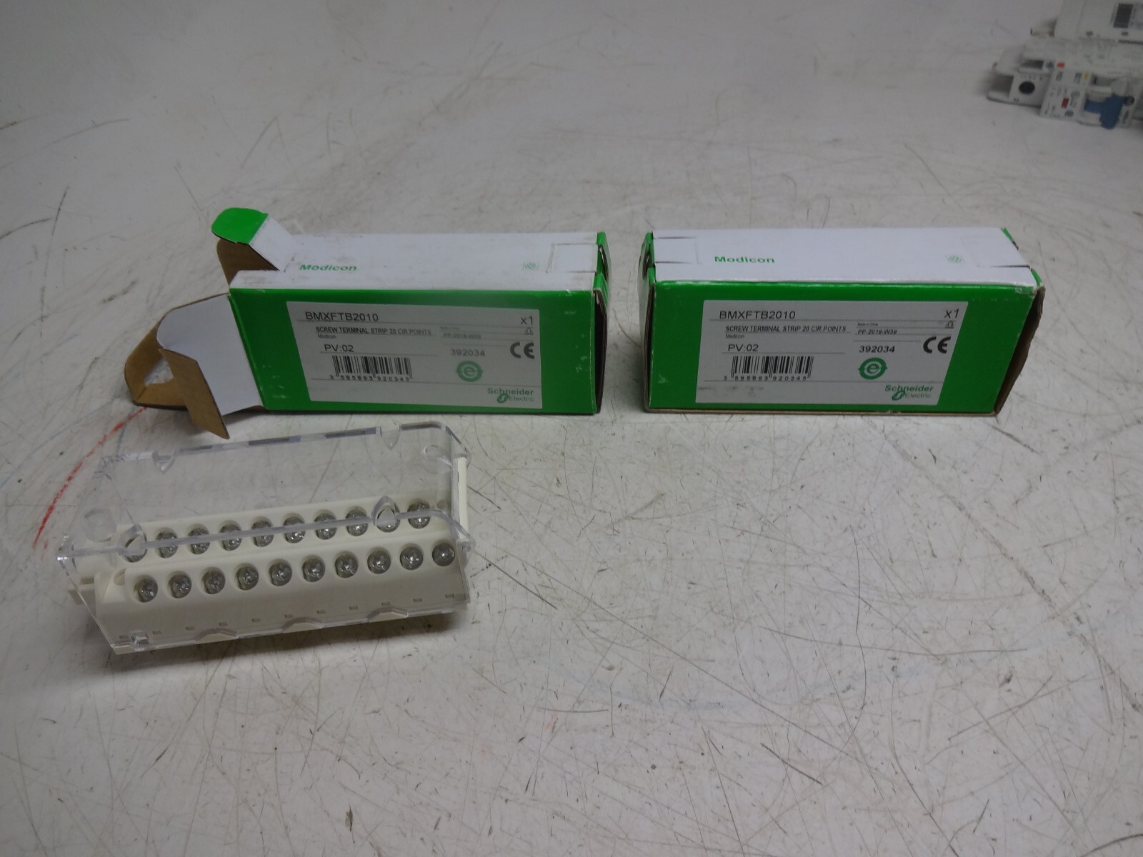 Lot of 2 SCHNEIDER ELECTRIC BMXFTB2010 Screw Terminal Strip 20 Cir ...