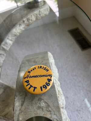 🔥🔥Rare 1964 Pittsburgh Pitt v Notre Dame 2 Inch Football Pin Button !🔥🔥 ...
