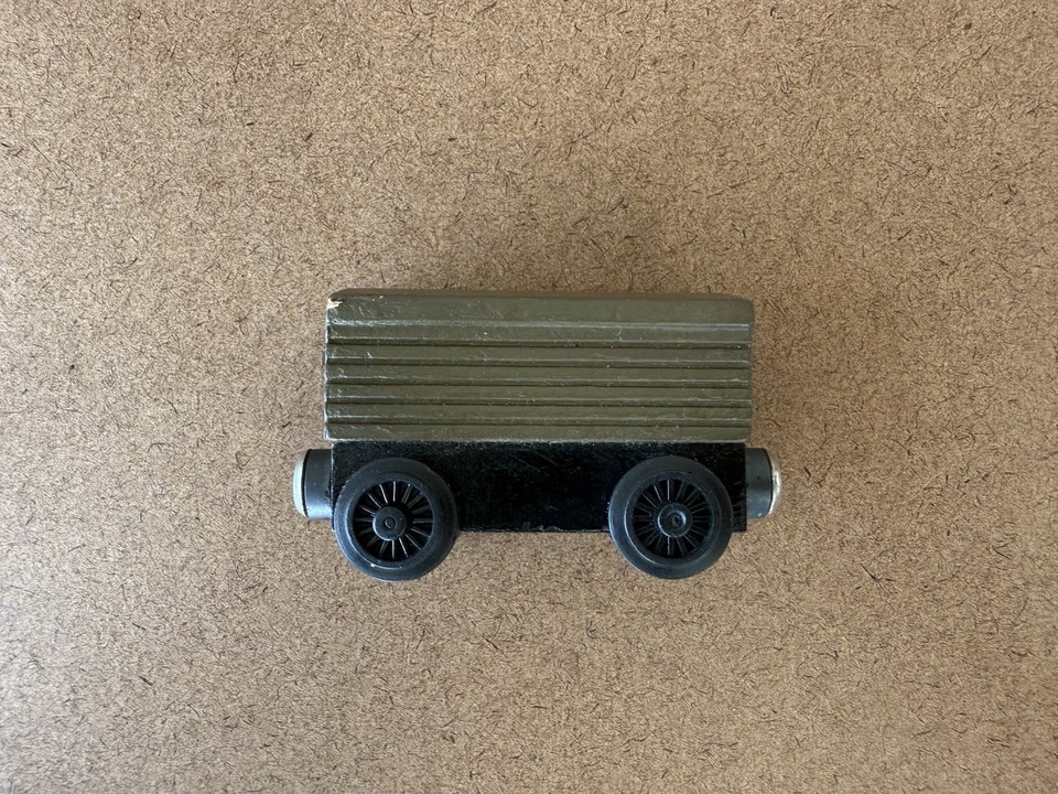 Thomas Wooden Railway 1994 Learning Curve Troublesome Brakevan | eBay