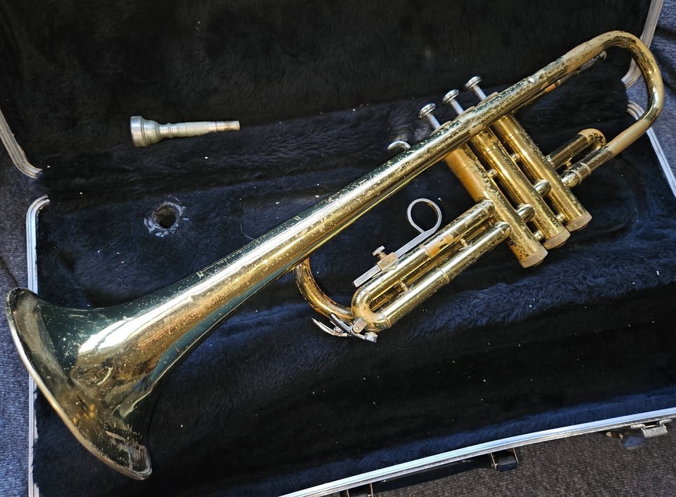 Vincent Bach Selmer Bundy Trumpet w/ case&MP, USA, Good condition | eBay