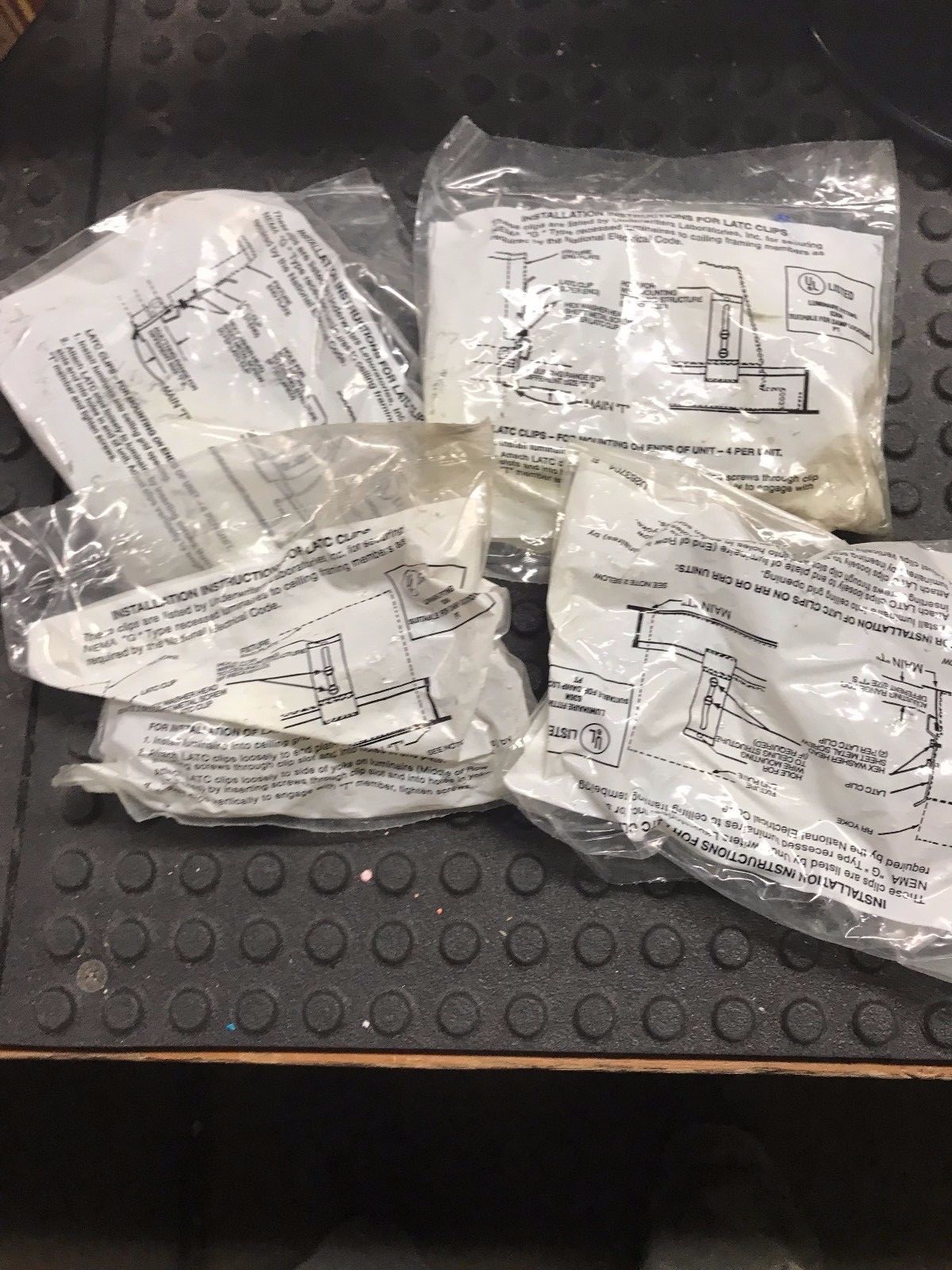 LOT OF 4 Lithonia Lighting U263704 E Latc Clips Latch U263704E New | eBay