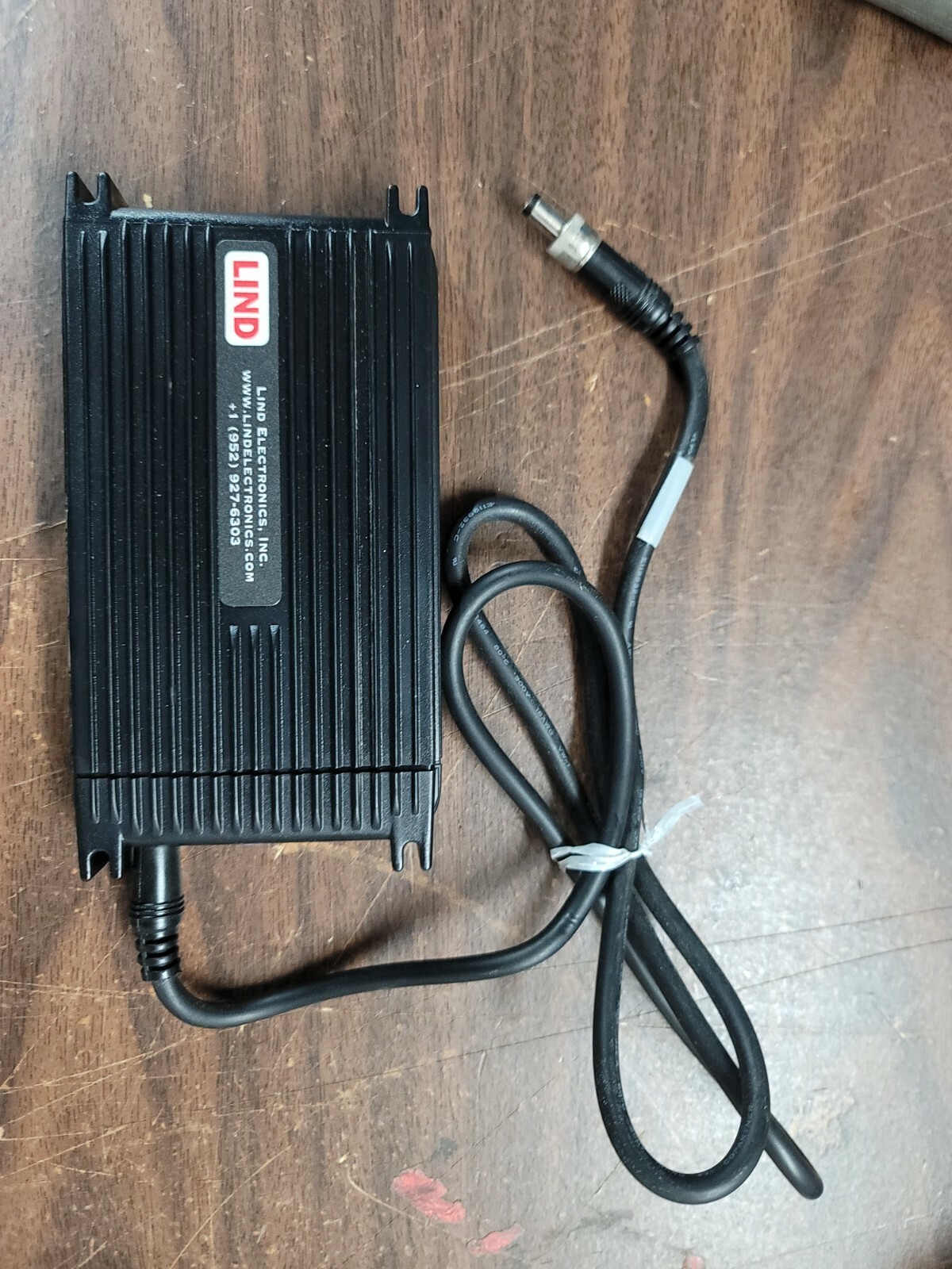 LIND Pa1555-2155 Vehicle Power Adapter w/Cables WORKING FREE SHIPPING ...