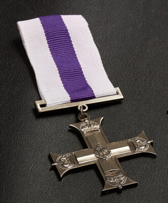 Full Size Replica Military Cross Medal & Ribbon. Award/Decoration ...