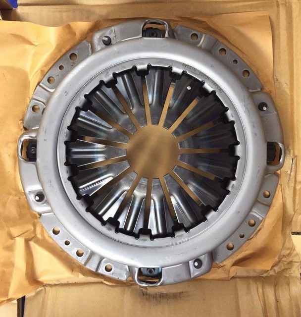 Nissan 30210-vd200 Clutch Kit Cover Pressure Plate Patrol Y61 ...