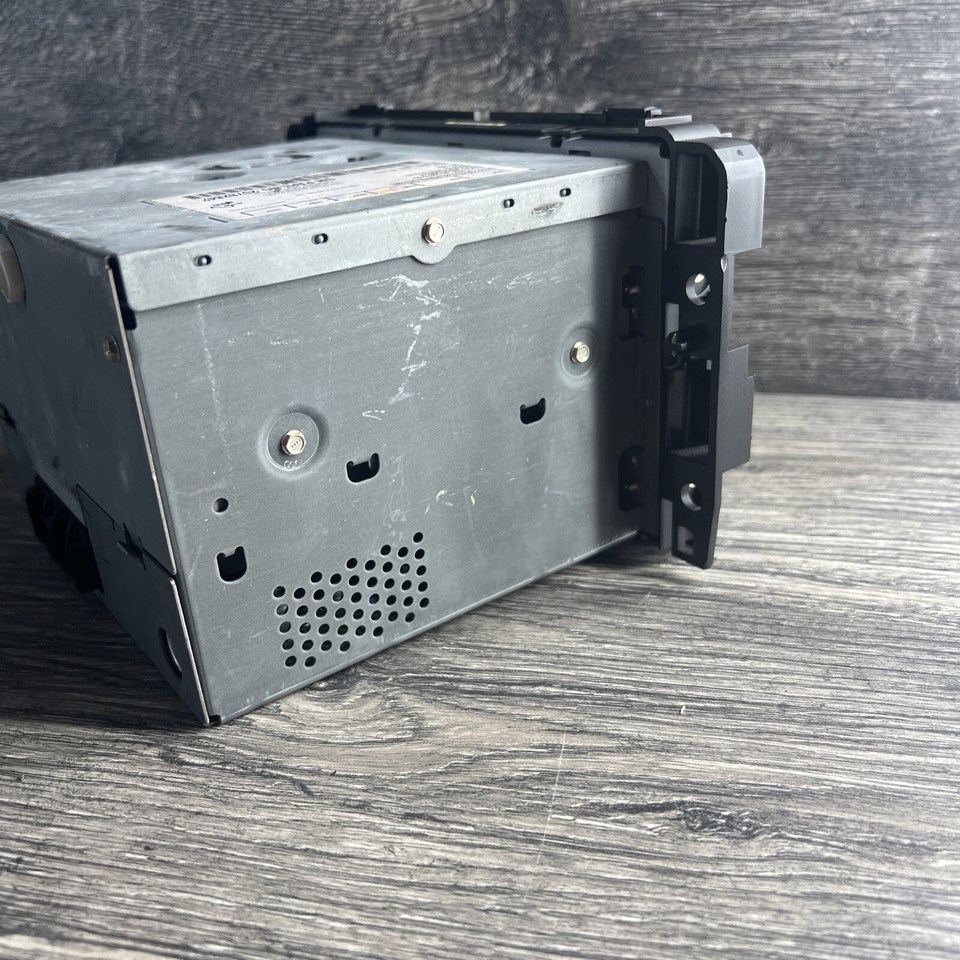 07-13 Chevy Silverado GMC Radio Stereo CD Player Receiver AMFM 25782842 ...