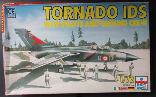 ESCI/Ertl 1/72nd Scale Tornado IDS W/Pilots & Ground Crew Kit No. 9077 ...