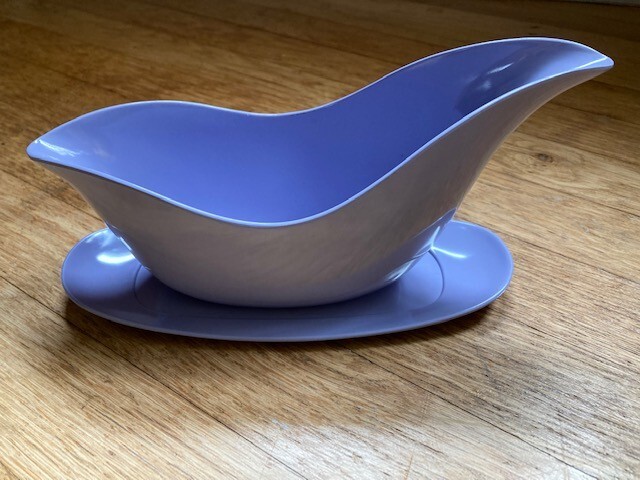 Royalon Inc Vintage Gravy Boat w/Plate Purple Melamine Melmac | eBay