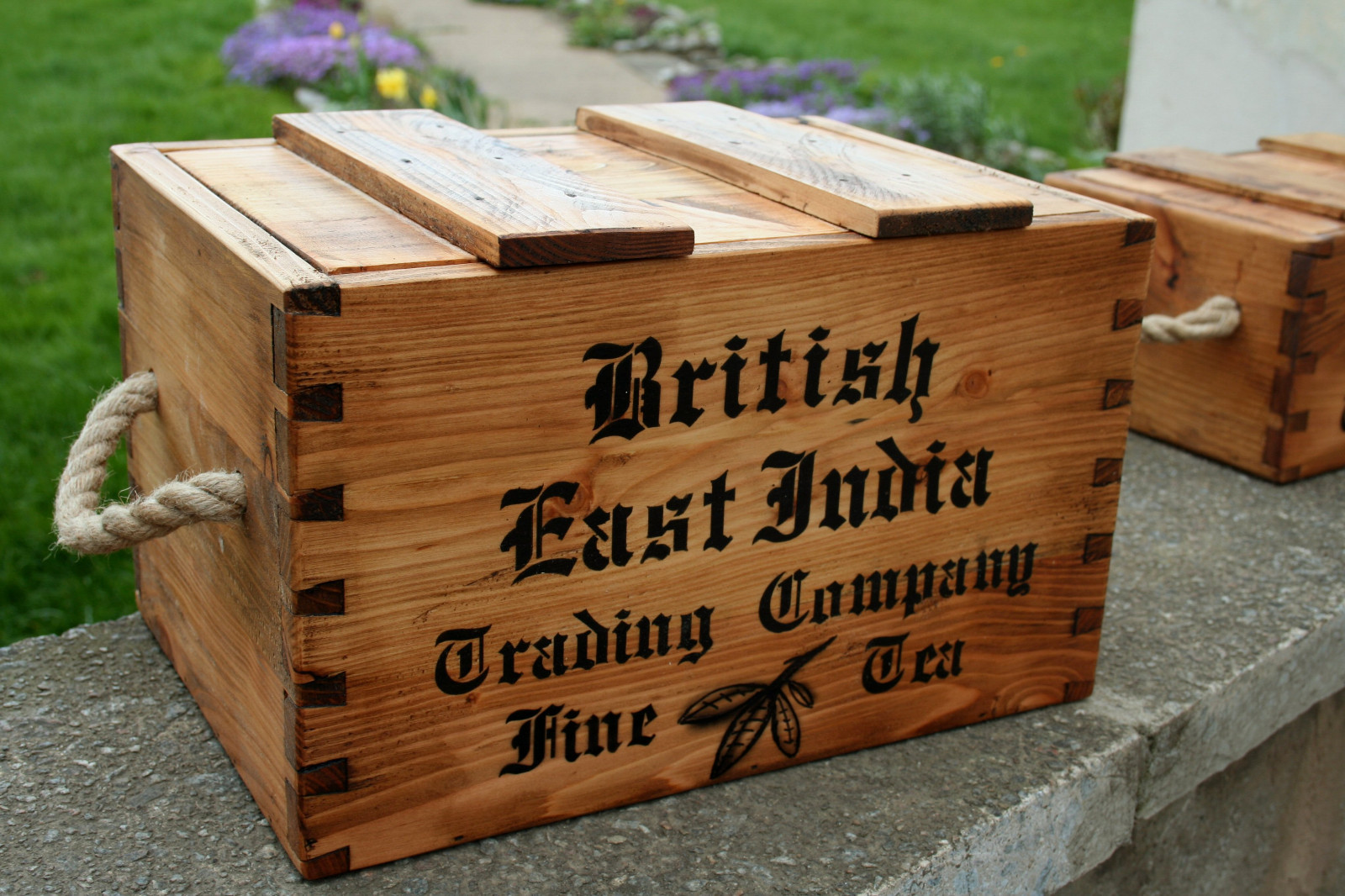 UK HAND MADE RUSTIC WOODEN STORAGE TRUG BOXES CRATES ( FREE ...
