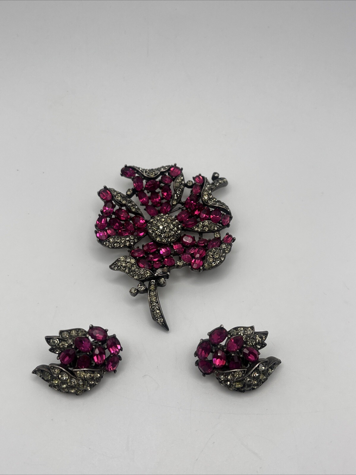 Trifari Fuchsia Flower Brooch And Earrings Set! Sterl… - Gem