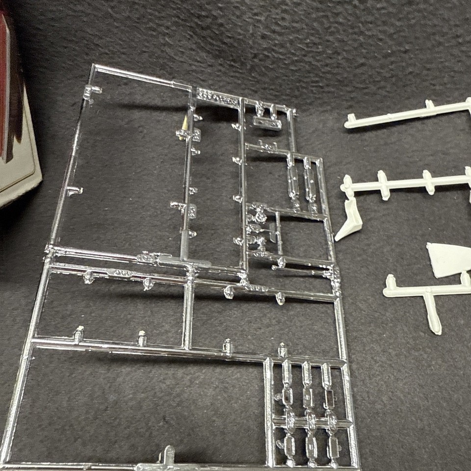 MPC Volare Road Runner Super Pak 1-0779 Model 1/25 Mopar Original ...