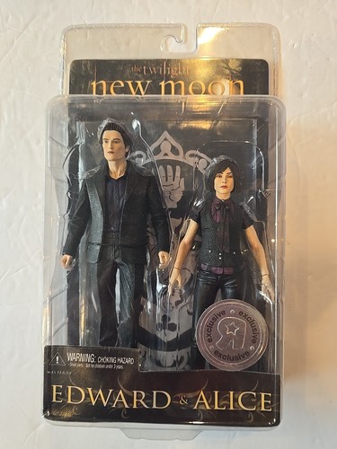Twilight New Moon Edward Alice TRU Exclusive Action Figures NECA Sealed ...