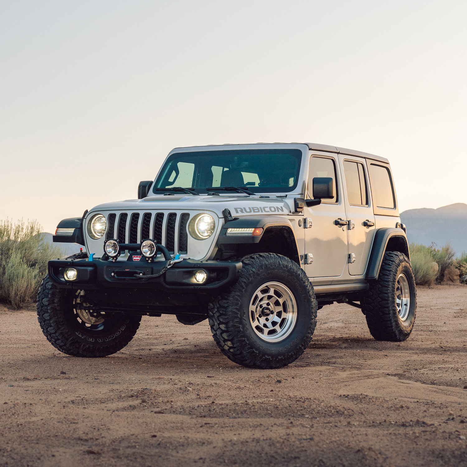 17" RockTrix RT117 17x9 -12 Machined Gunmetal Wheel 6x135 Rim 87.1mm ...