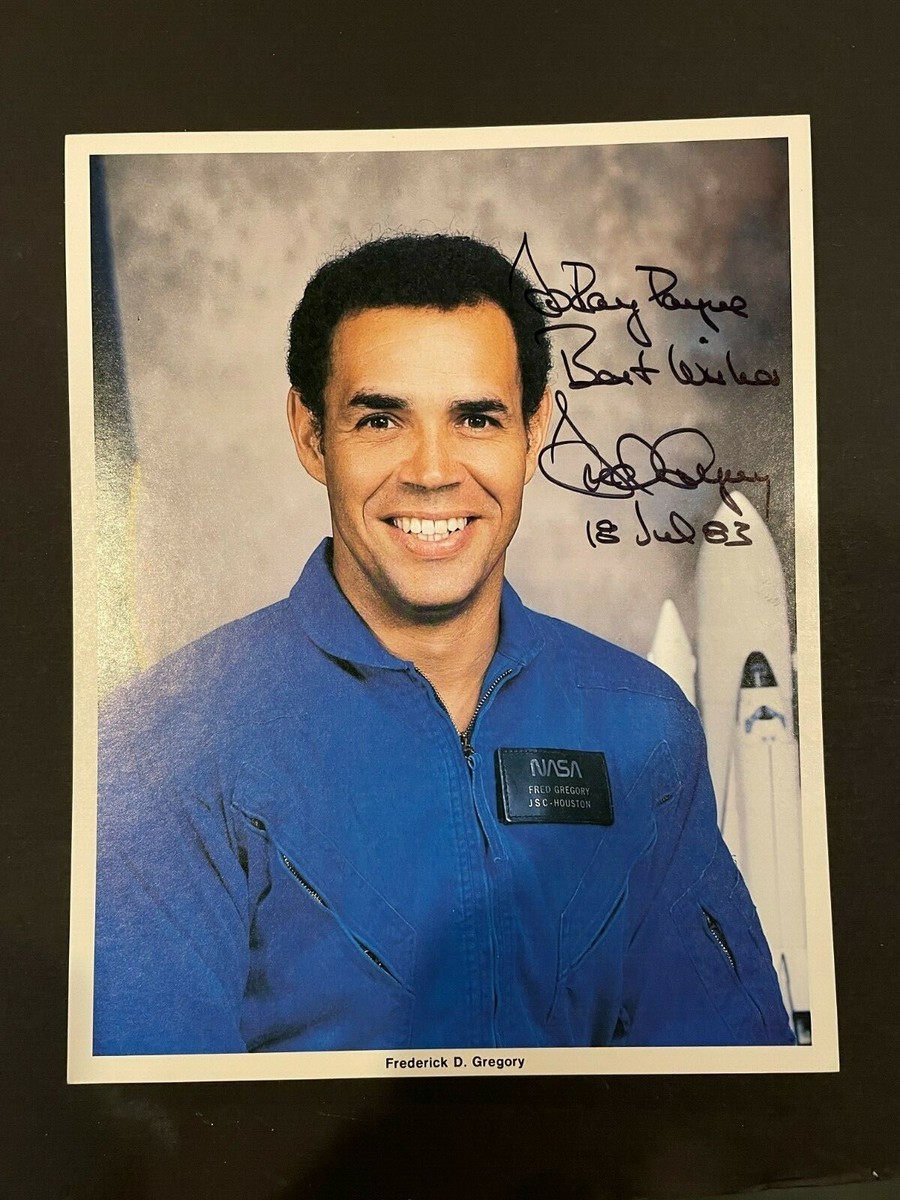 Dale Gardner Astronaut Circa 1984 Space Shuttle Discovery Astronaut