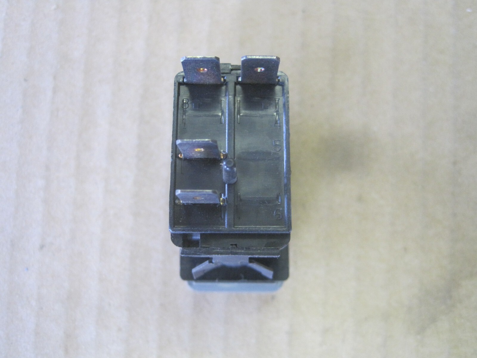 Thomas Built Buses Rocker Switch Chassi - Part # TBB 61201834 | eBay