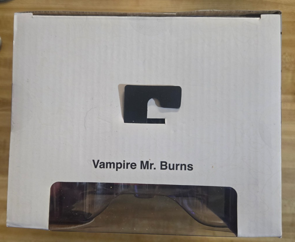 The Simpsons (Treehouse of Horror IV) - Vampire Mr Burns Action Figure ...