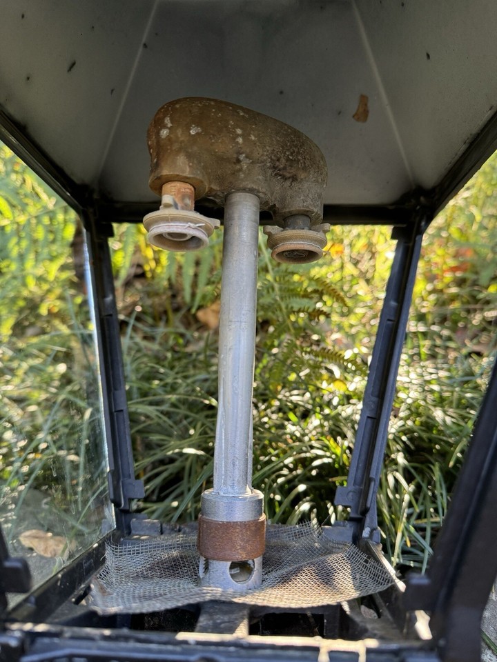 Vintage U.S. Gaslight, Black Carriage House, Natural Gas Lamp Post ...