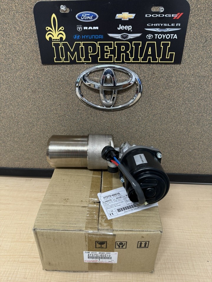 1998-2007 TOYOTA LANDCRUISER NEW OEM BRAKE BOOSTER PUMP & ACCUMULATOR ...