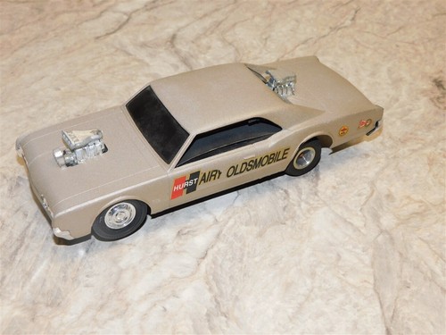 Vintage Monogram 1:24 Scale 1967 Hurst Hairy Olds Home Built Model Kit ...