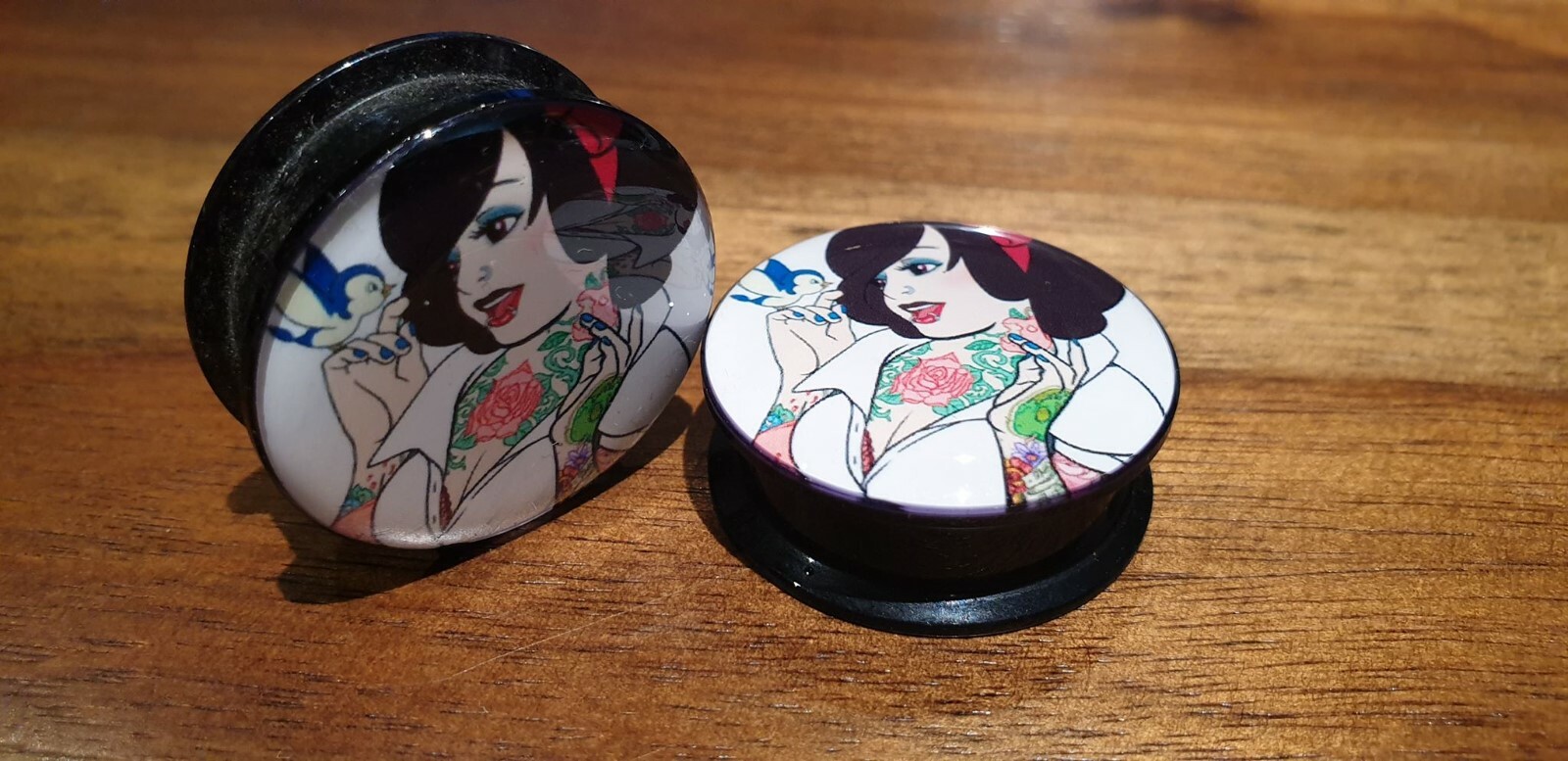 Pair Punk Snow White Ear Plugs Flesh Tunnel Tunnels Stretcher Taper 6 ...