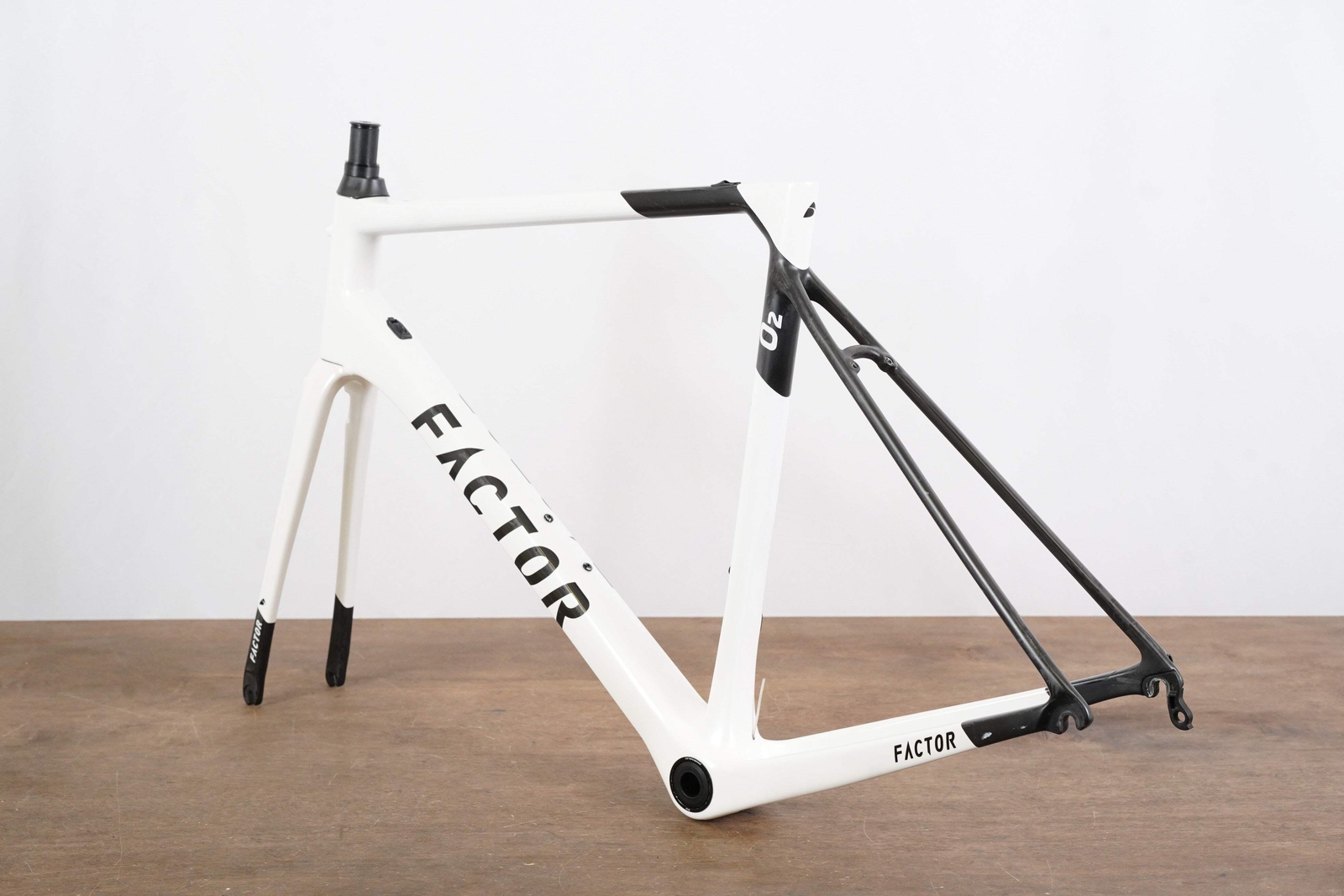 56cm Factor O2 Carbon Rim Brake Road Frameset | eBay