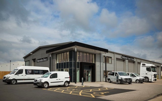 Genuine MERCEDES BENZ ATEGO Washer Jet Nozzle Left in Grab Handle ...