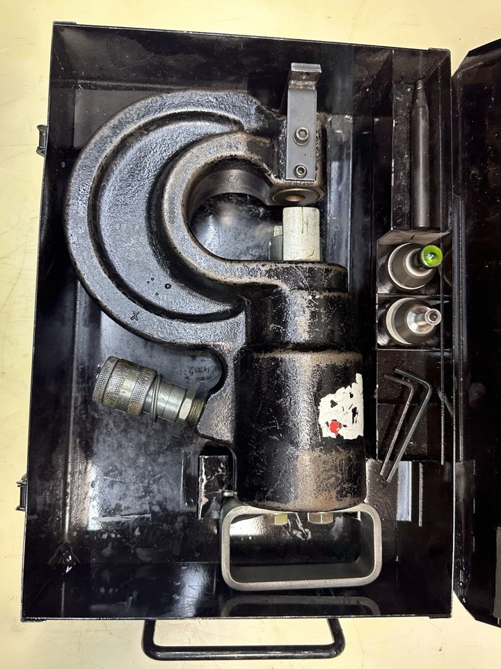 Cleveland Steel 35 Ton Hydraulic Portable Punch W/ Tooling Dies Very ...