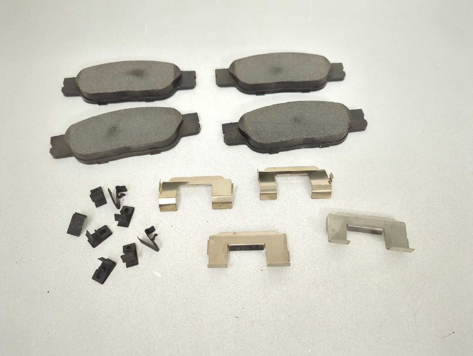 New OEM Front Brake Pad Set 2000-2006 LS Thunderbird YU2Z-2V001-JA BRF ...